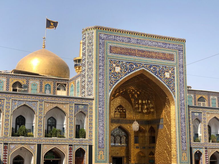 Religious Sites In Iran: Exploring Sacred Places