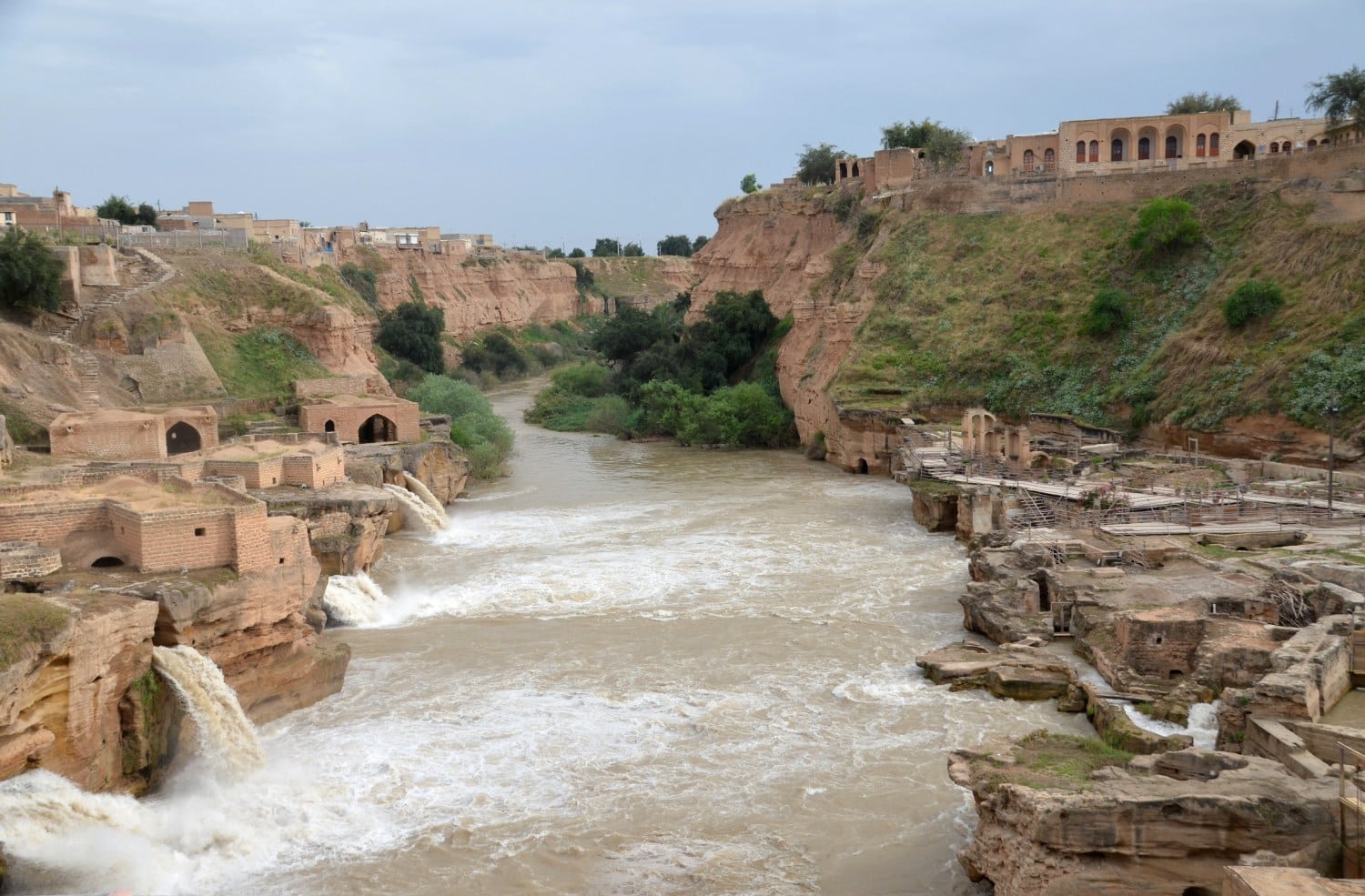 Iran's Lesser-Known Cities: Off-the-Beaten-Path Travel Experiences