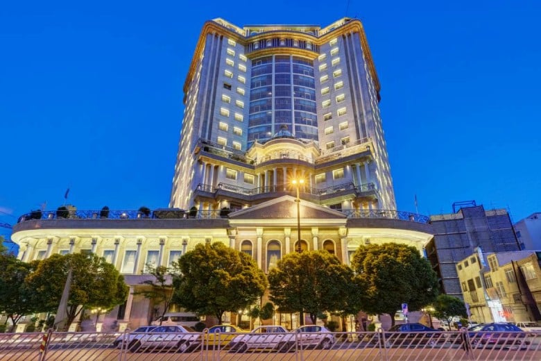 Golden Palace Hotel: Mashhad’s Ultimate Luxury Hotel