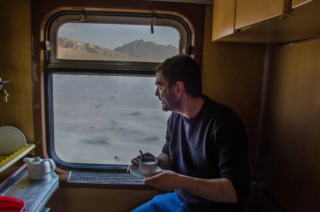Ultimate Guide To Iran Best Trains: Comfort & Budget Tips