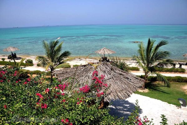 Kish Sandy & Coral Beaches: Guide To Top Spots