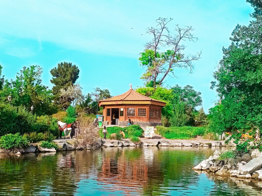 Guide To Mashhad Botanical Garden: Highlights And Access