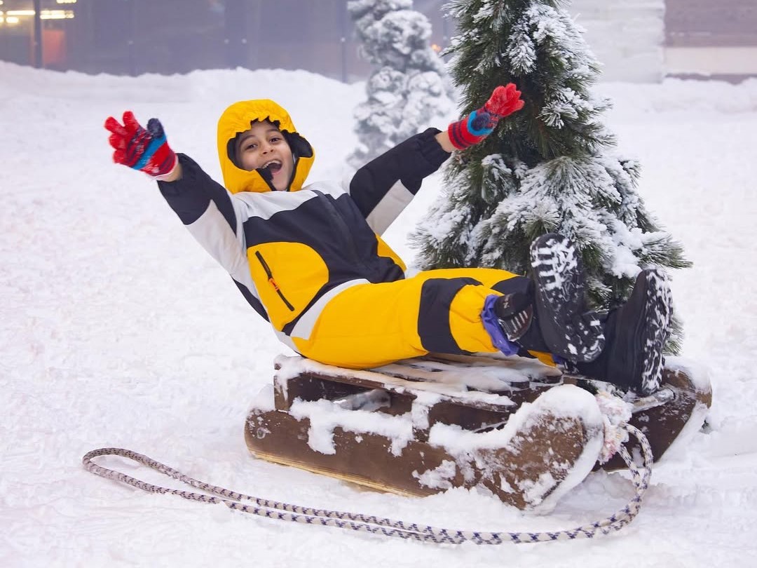 Kish Snow Park: A Winter Wonderland In Tropical Paradise